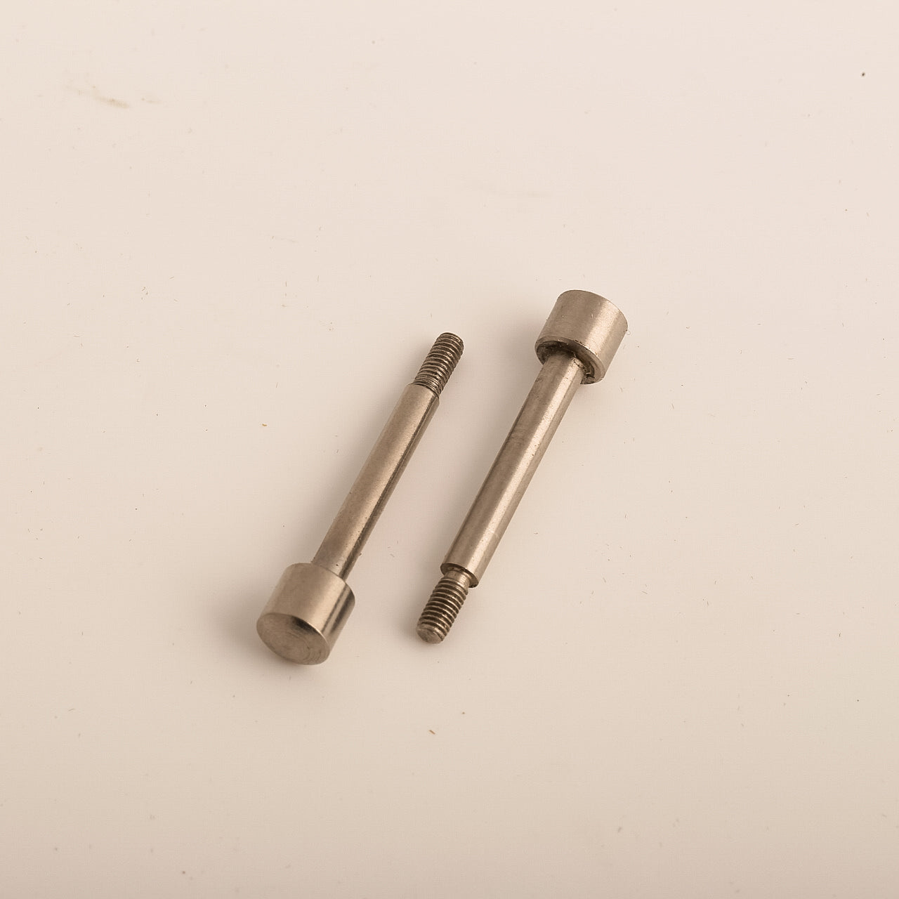 P0140 Door Handle Locking Pin – MegaBAI
